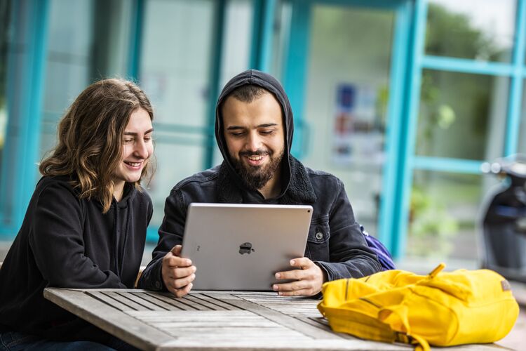 Cursos de inglés para adultos en Venezuela | British Council